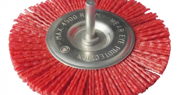 Grinding brush
