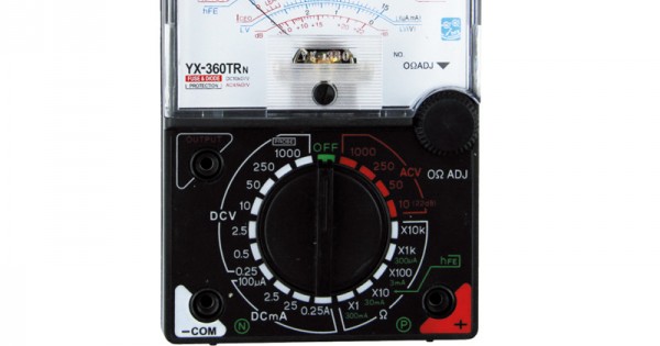 Electronic digital multimeter